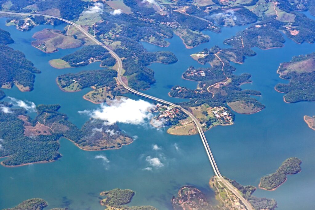 In drought-hit Amazon, road paving fears grow as rivers run dry - ES ...